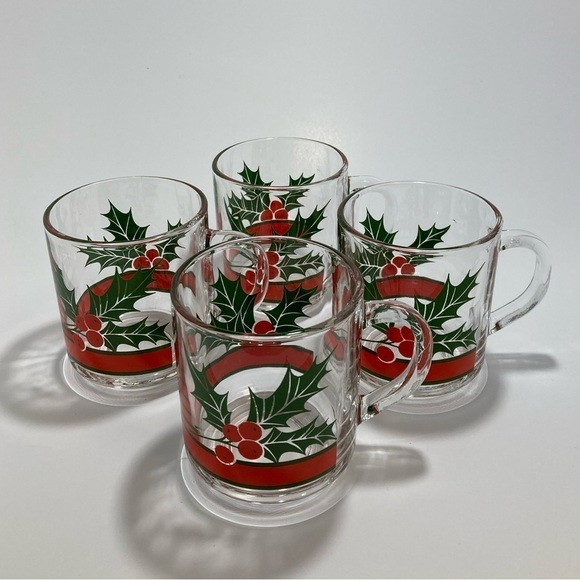 Libbey | Holiday | 4 Holly Berry Christmas Mugs By Libbey Glass Vintage | Poshmark